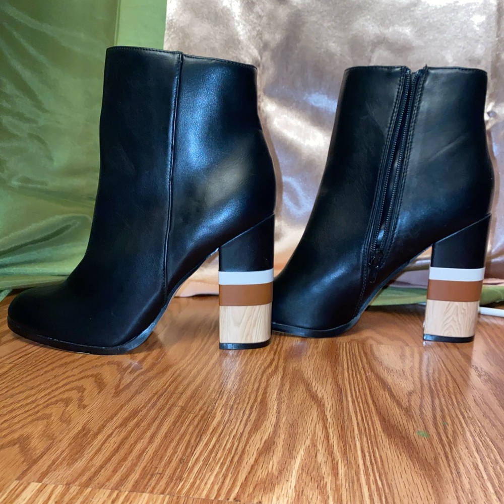 Super Cute Block Heel - Gem